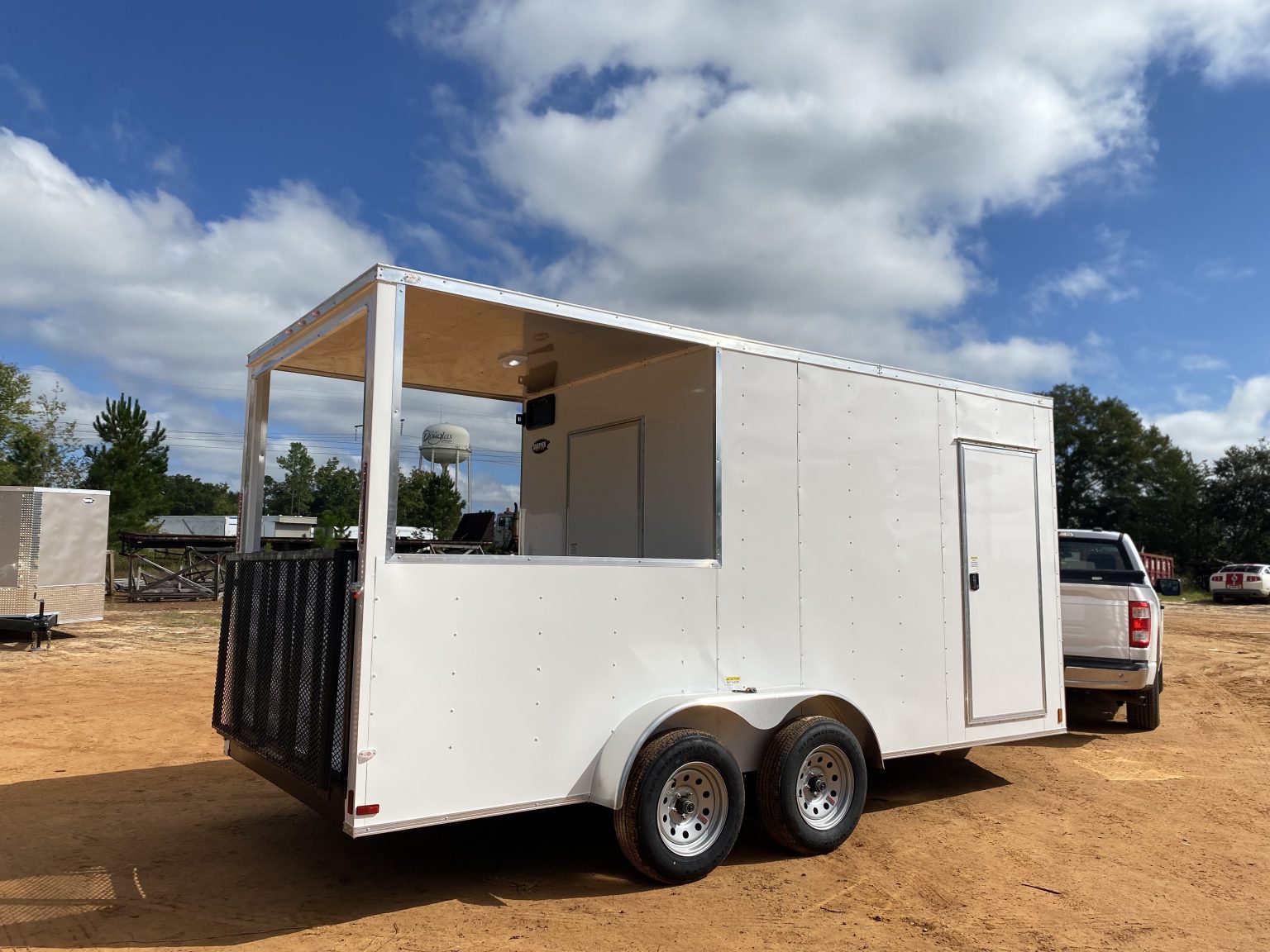 Douglas Trailers, Inc – Built Georgia Tough!
